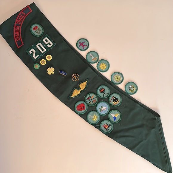 Accessories | Vintage Spanish Trails Girl Scout Sash With Pins Gold ...